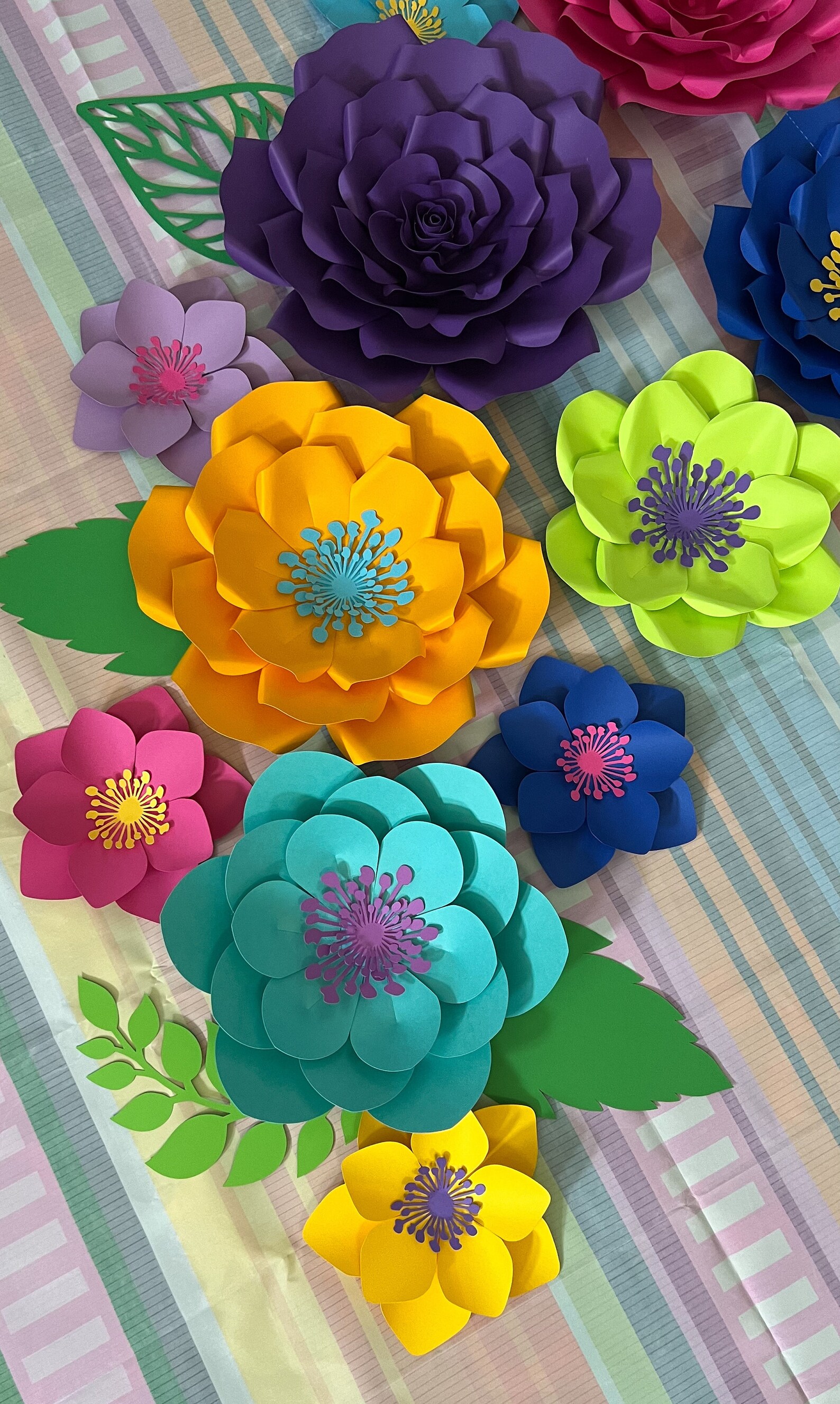 Encanto Paper Flowers, Encanto Paper Flowers Backdrop, Mexican Paper ...