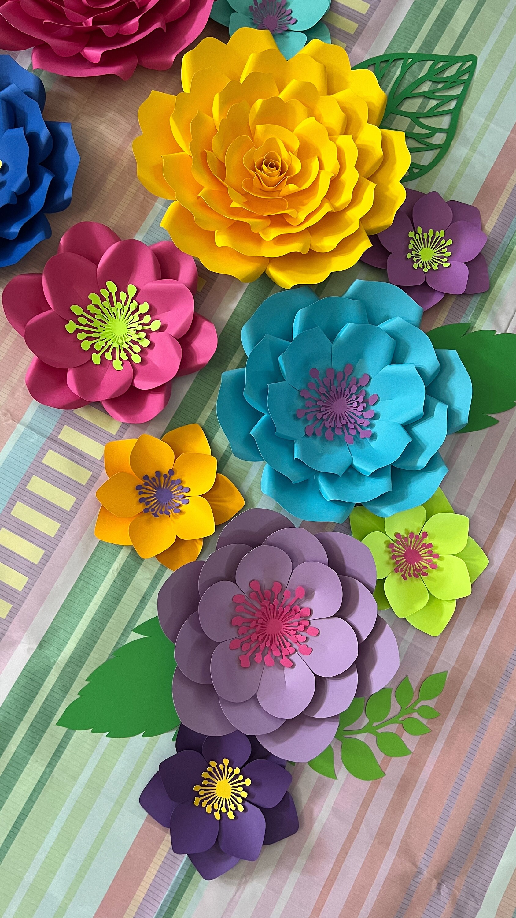 Encanto Paper Flowers, Encanto Paper Flowers Backdrop, Mexican Paper ...