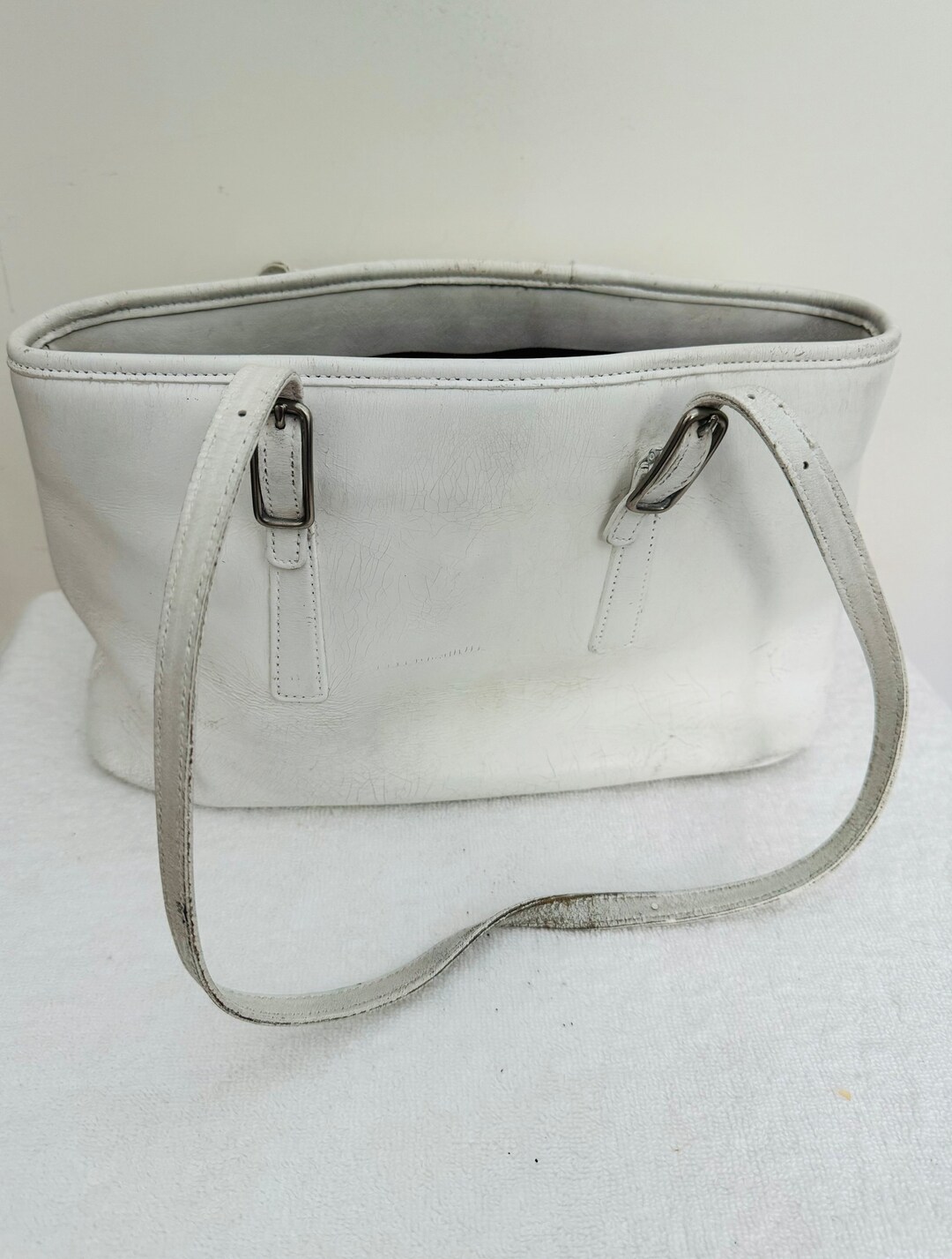 White Vintage Coach Leather 2 Strap Sachel Purse 1990's Coach Leather ...