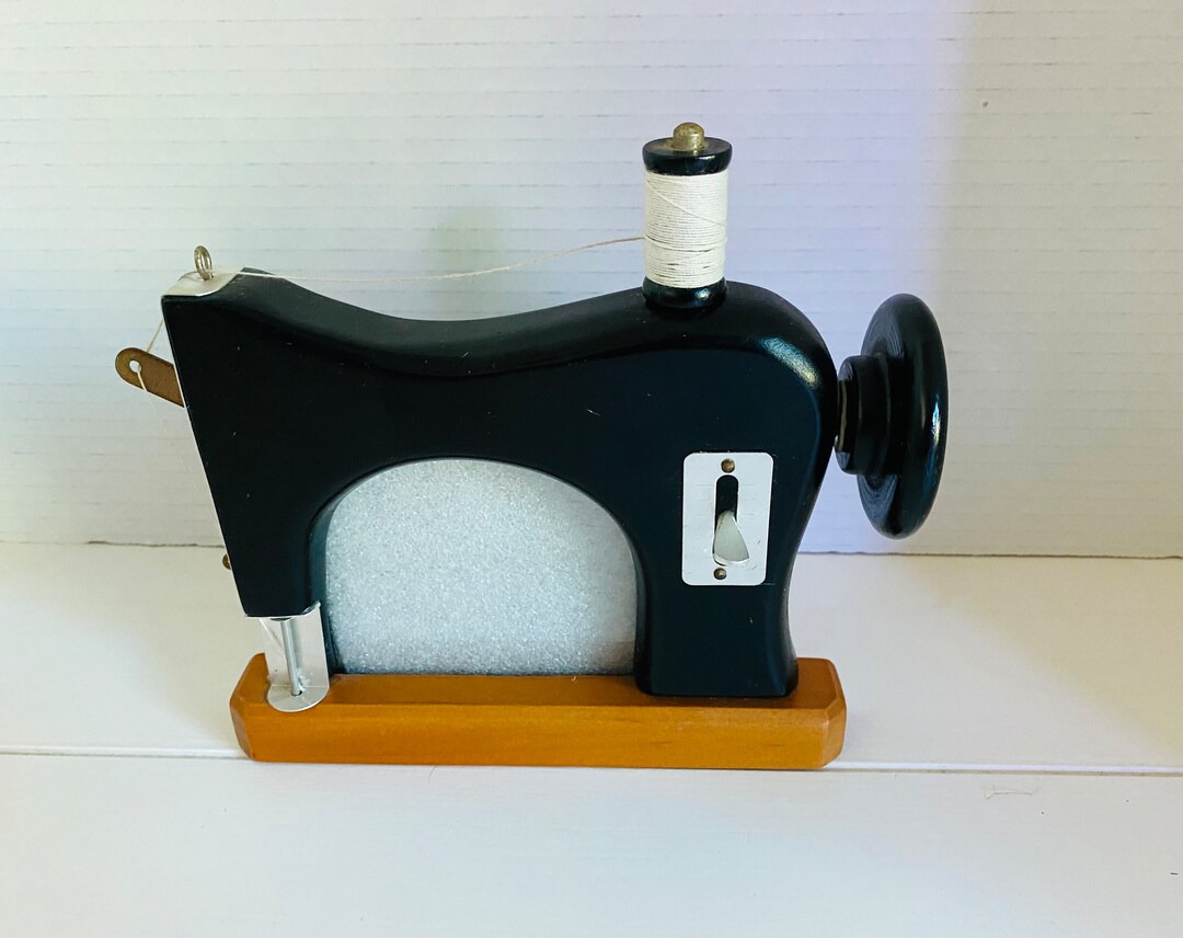 1980s Picture Frame Sewing Machine Picture Frame Crafters - Etsy