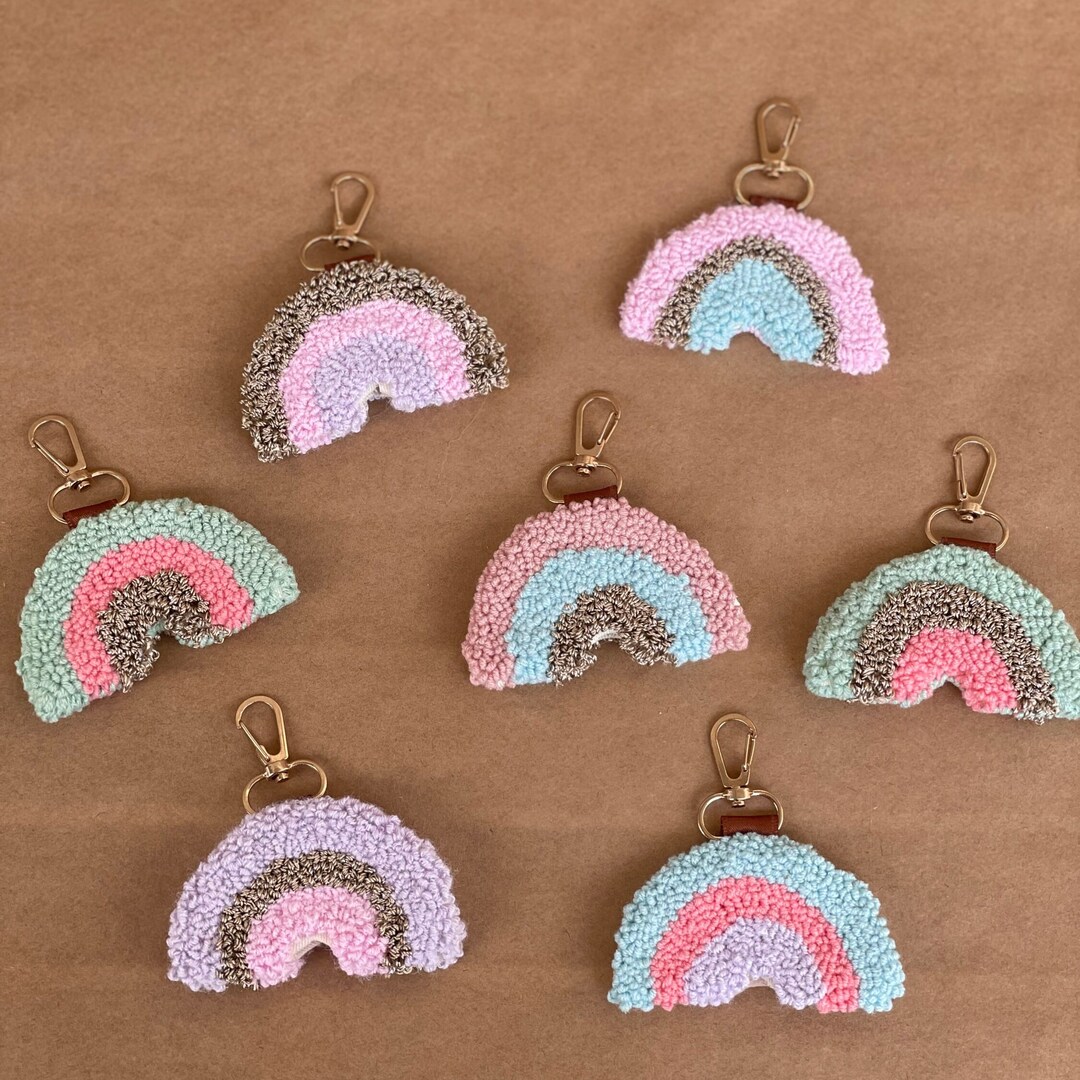 Punch Needle Keychain, Tufted Keyring, Cute Keychain, Daisy Keychain ...