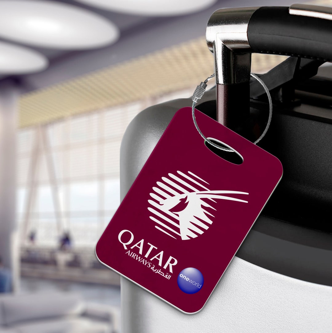 Qatar Red Luggage Tag - Aviation, Cabin Crew - Limited Edition ...