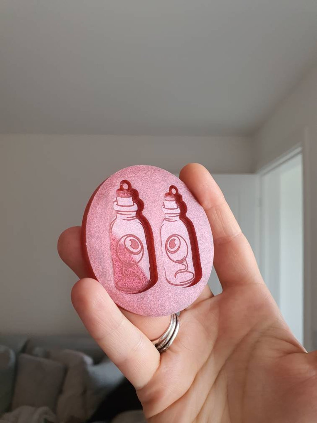 2 Inch Eyeballs in Jars Silicone Mould - Etsy