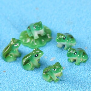 4pc Frog Figurine Car Decor, Mini Frog Car Rearview Mirror Decor, Funny ...