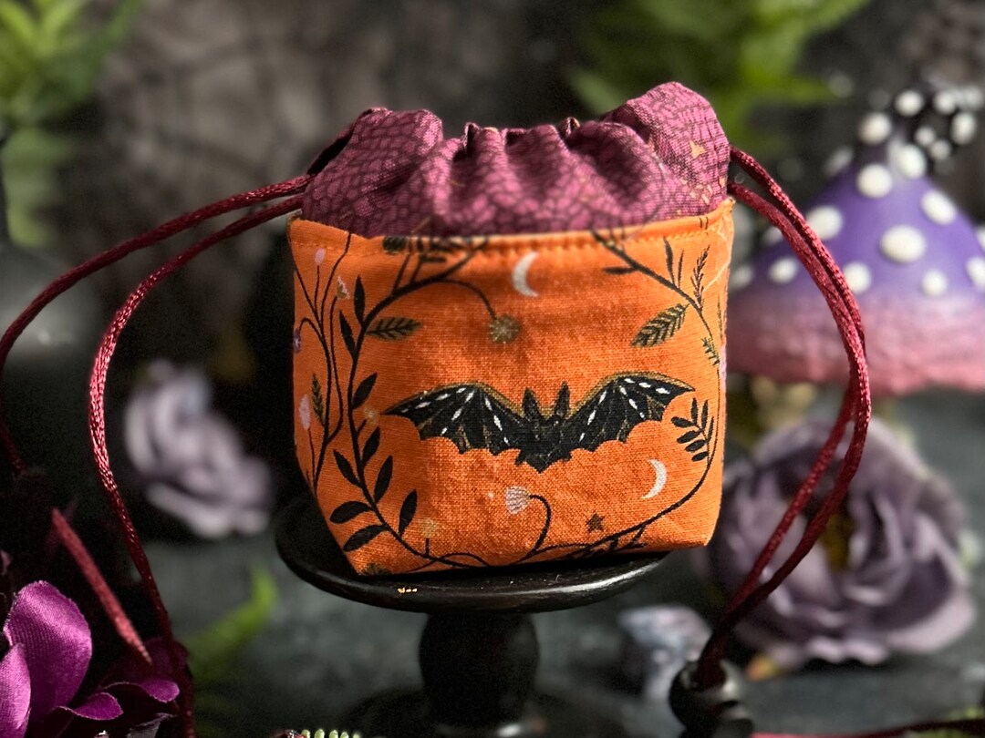 Midnight Wings / Fey Sized Mini Bat Dice Bag / Small Dungeon Potion and ...