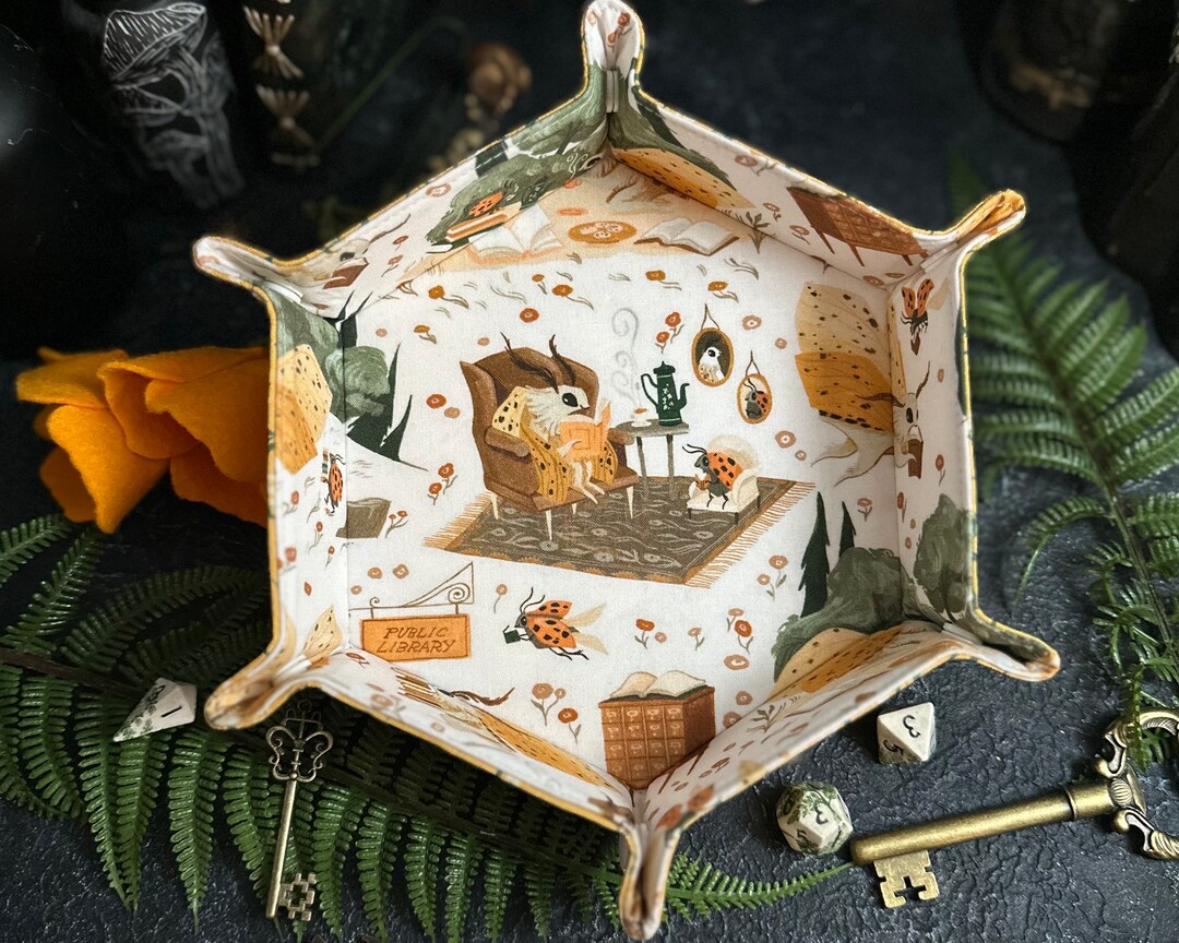 Moth Tales / Dice Tray With Snaps / Foldable Valet for RPG Tabletop ...