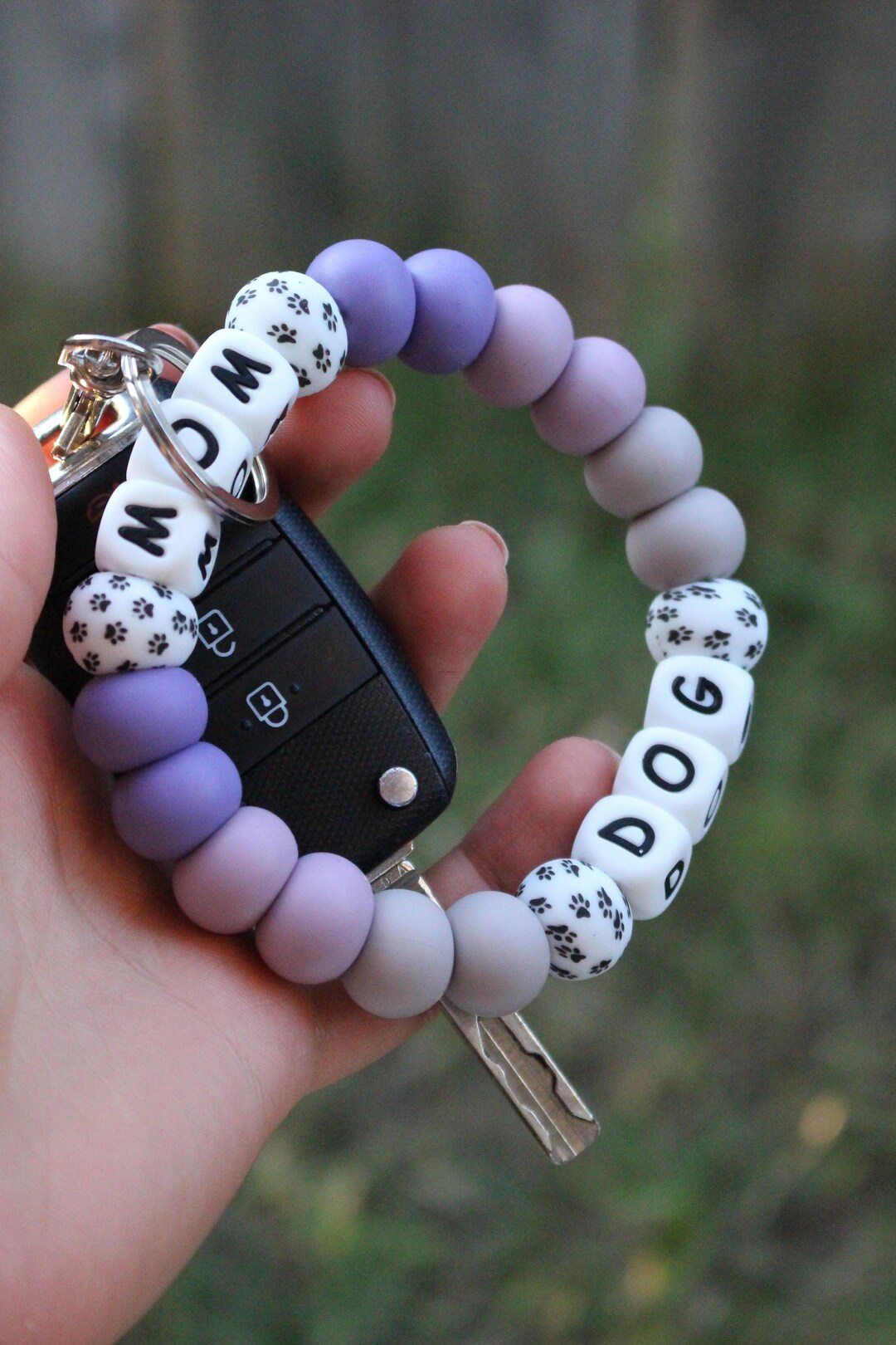 Dog Mom Wristlet Keychain , Keychain for Women , Cute Car Accessories ...