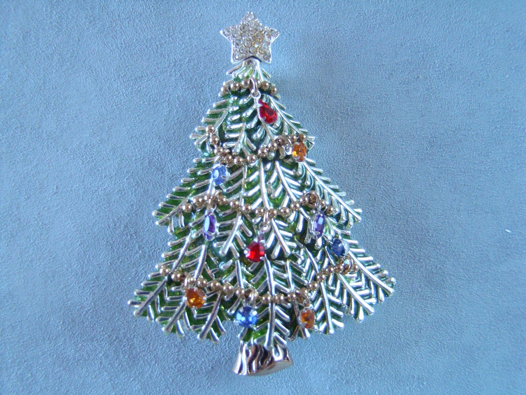 2008 5th Annual AVON Christmas Tree Pin Brooch Enameled Rhinestone ...