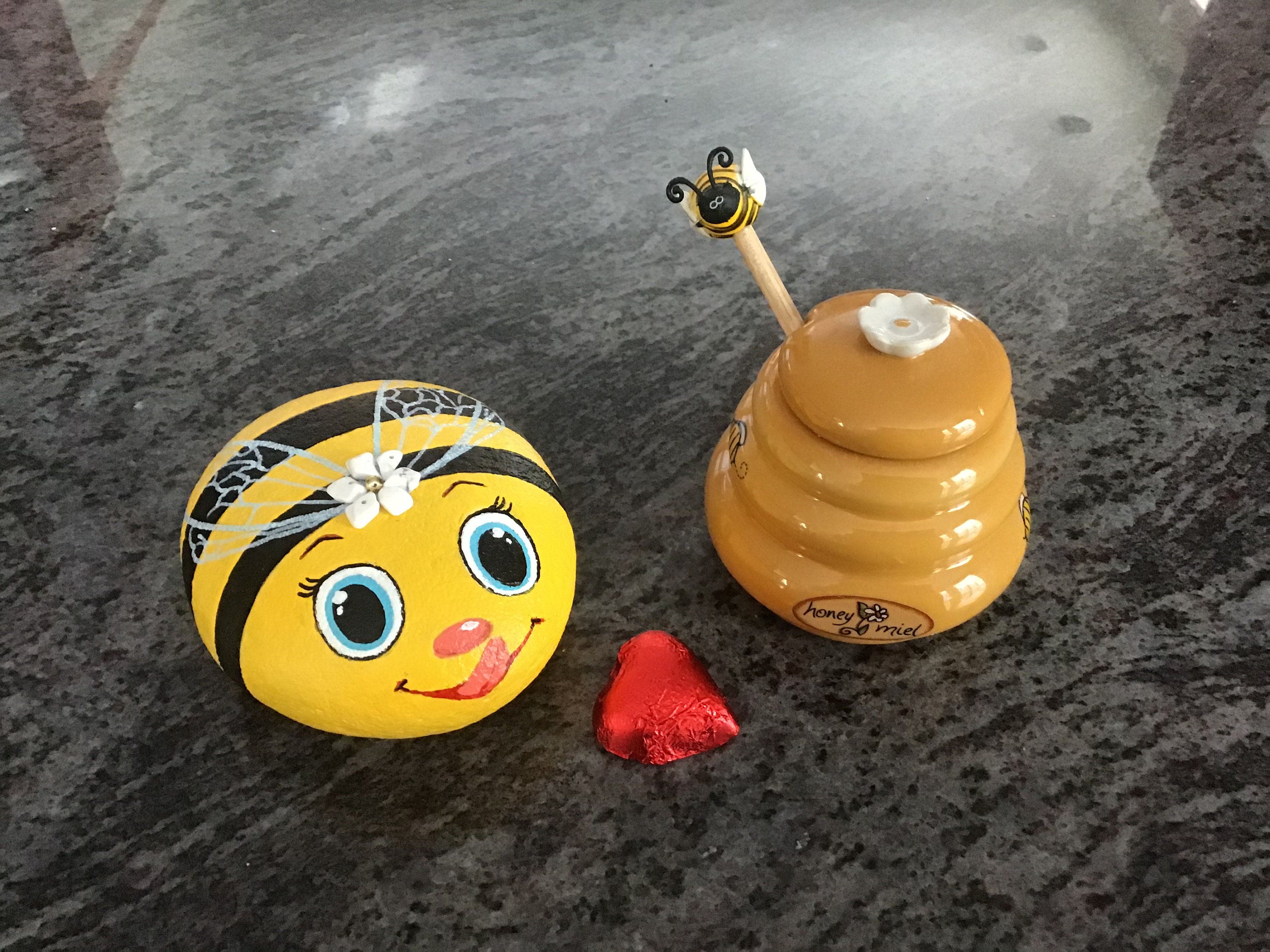 Bumblebee Painted Rocks. - Etsy