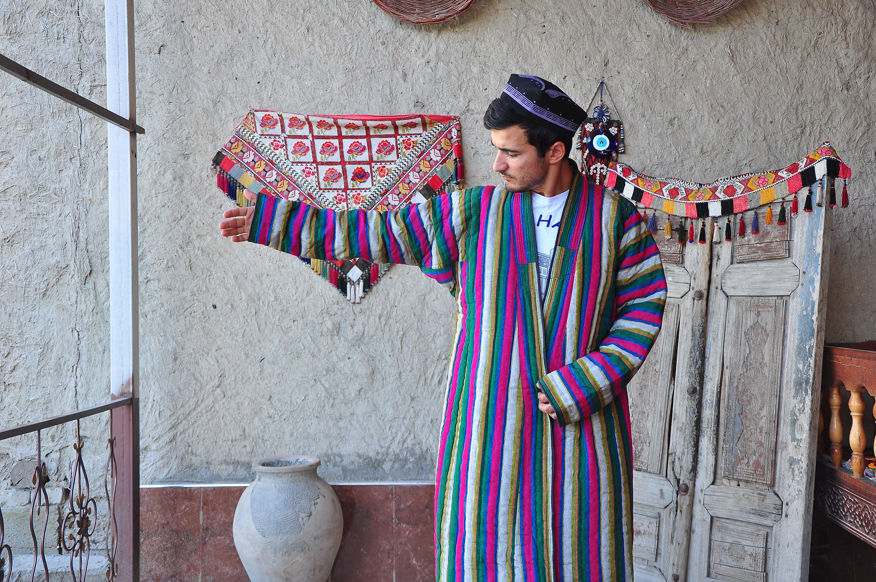 UZBEK CHAPAN, Warm Vintage Uzbek Coat, Handmade Uzbek Robe, Uzbekistan ...