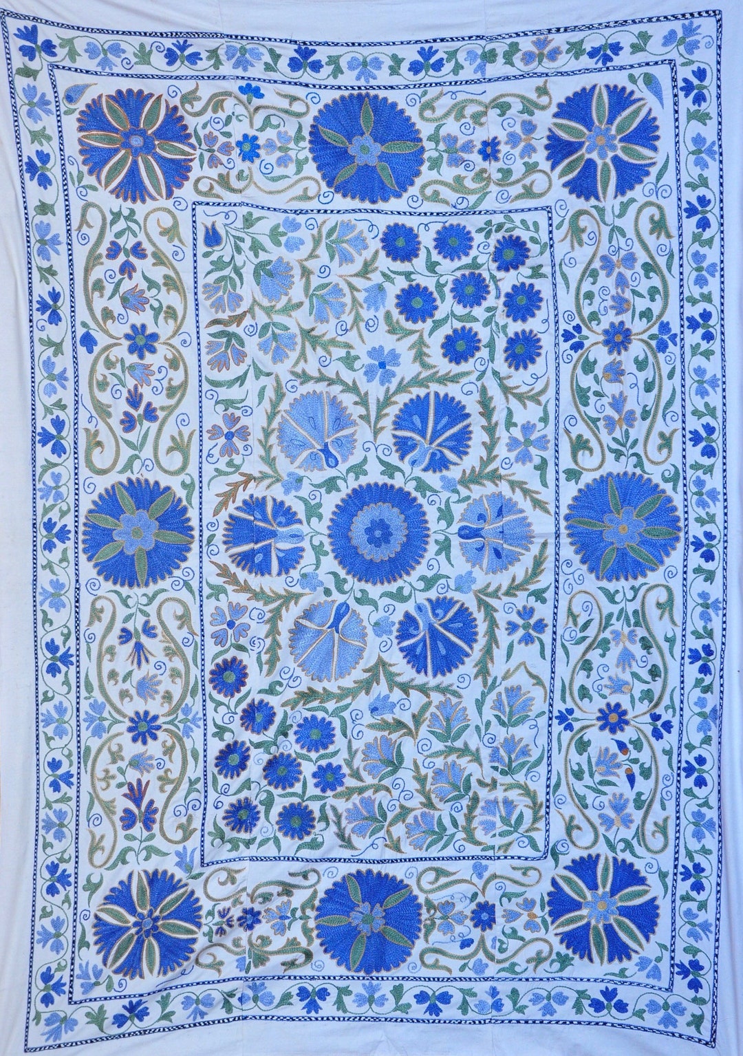 Royal Uzbek Hand Embroidered Suzani Bedspread, Wallhanging, Tablecloth ...