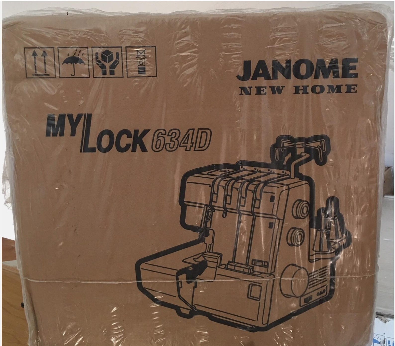 JANOME Mylock 634D Overlock Serger Machine Purple 07/2013 NEW Nib Nos ...