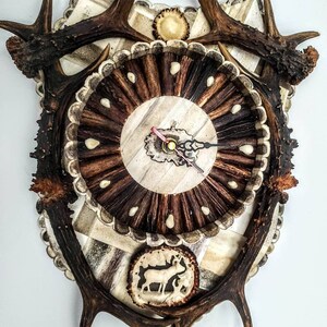 Antler Clock, Vintage Wall Decoration, Carved Deer, Antler, Roe Deer ...