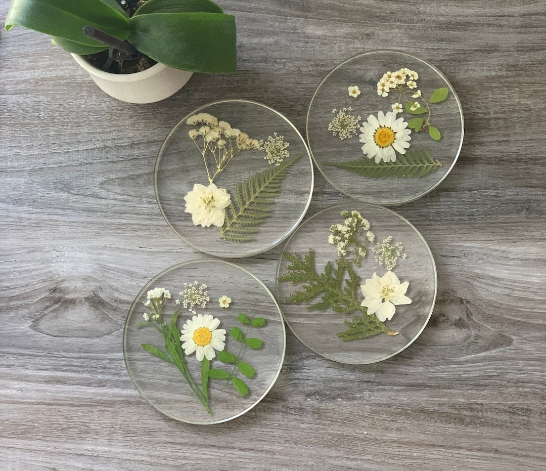 Set of 4 Resin Coasters, Pressed Flower Coaster (white and Green) Epoxy ...