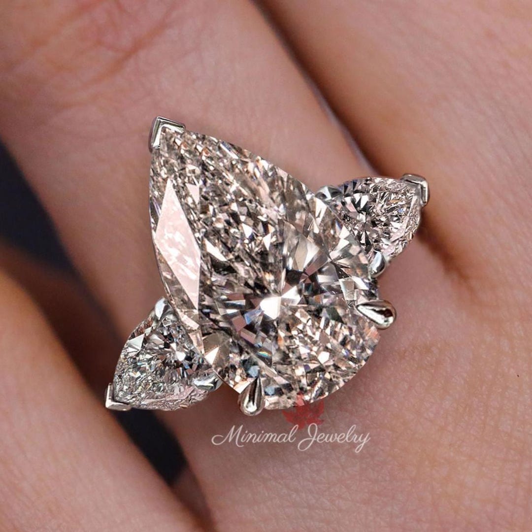 3CT Pear Lab Grown Diamond Ring Three Stone Pear Shaped Engagement Ring ...