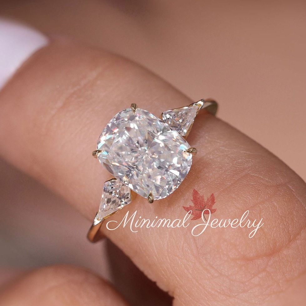 2.5 CT Cushion Cut Engagement Ring moissanite Elongated Cushion kite Cut Ring anniversary wedding Ring unique bezel Set Three Stone Ring Etsy UK