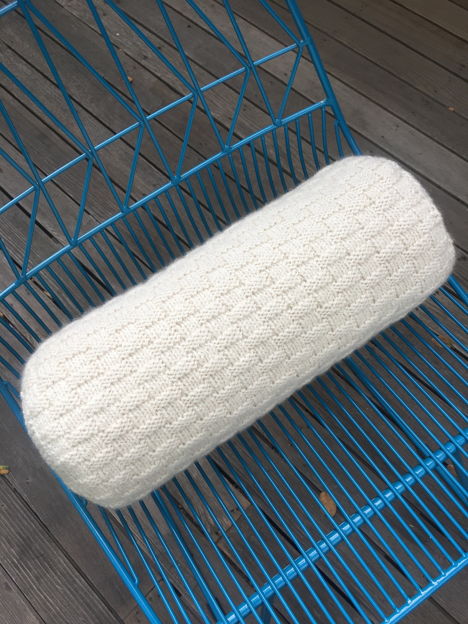 PDF Pattern - Knit/crochet Basketweave Neck Roll Pillow Pattern - Etsy