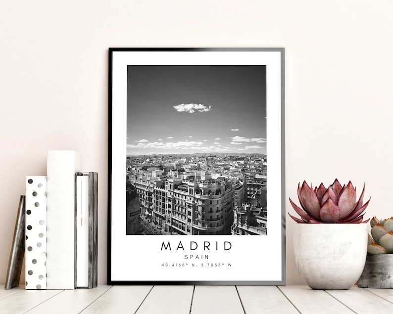 Madrid Print: Black and White Cityscape, Spain Travel Art - Etsy
