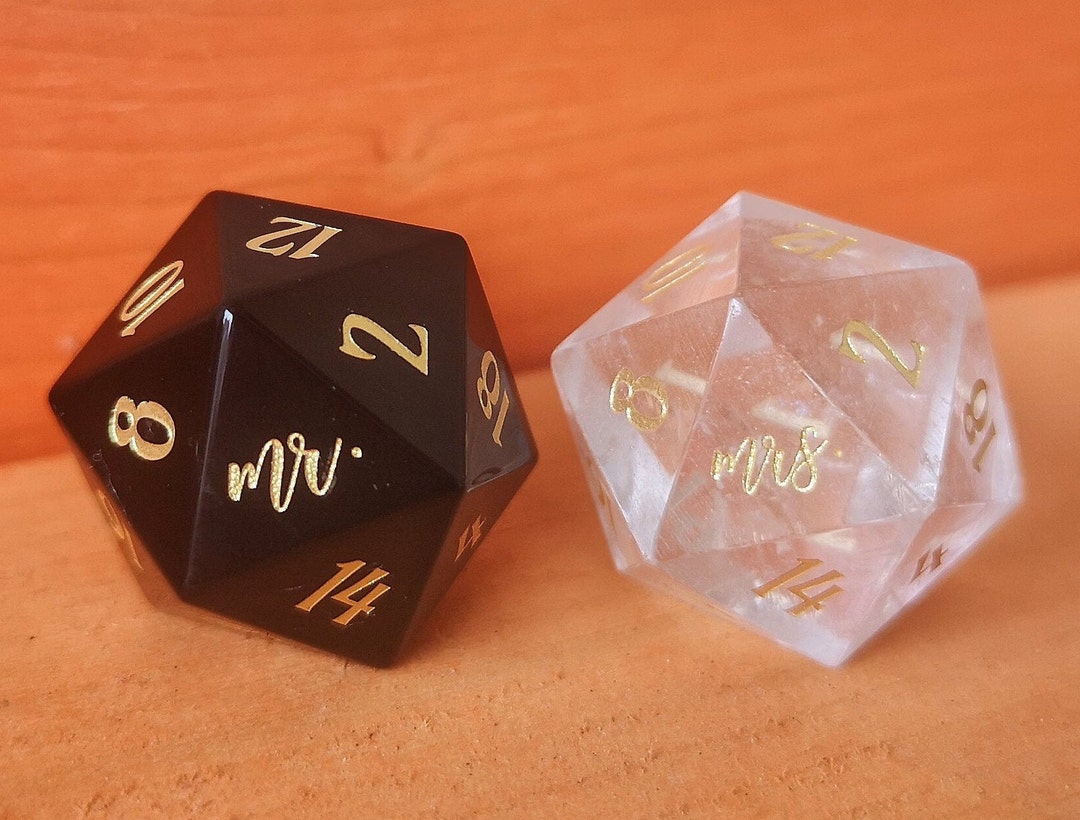 Set Mr Mrs D20 Dice | Wedding Dice | Groom and Bride | Dungeons ...