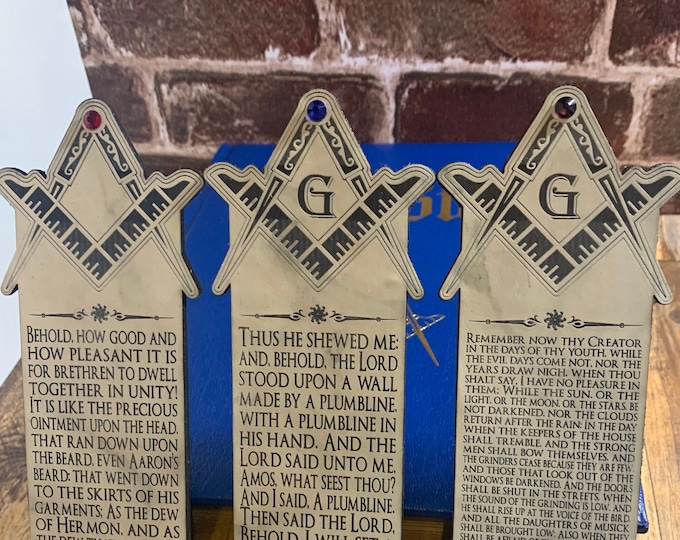 PERSONALISED - Solid Wood Carved Masonic Compass and Square Plaque ...