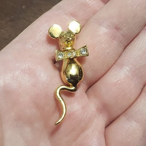 Vintage Trifari Mouse Brooch Pin | Mouse Pin With Moveable Rhinestone ...