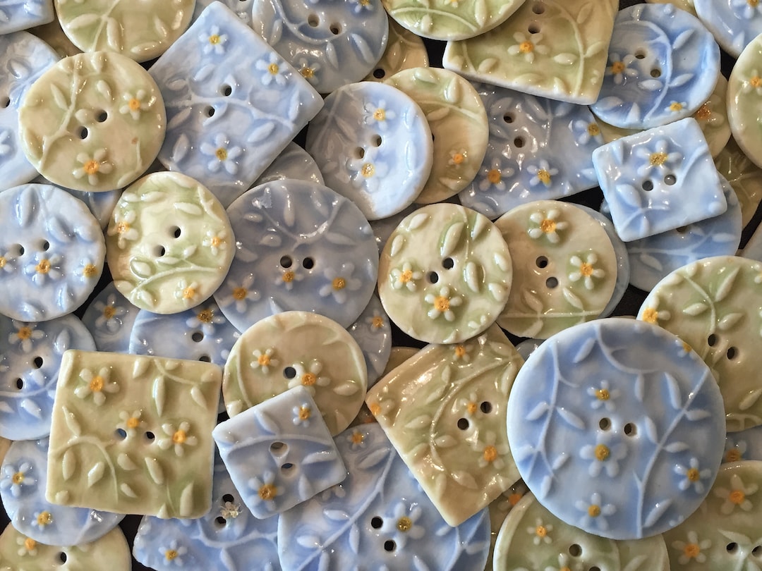 Forget-me-not Buttons - Etsy UK