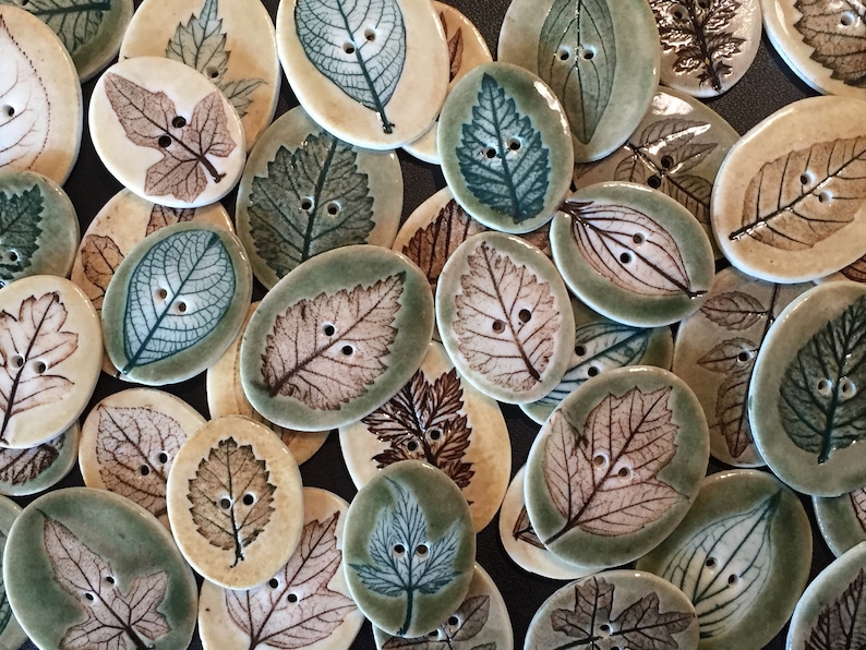Autumn Leaf Buttons (oval) - Etsy UK