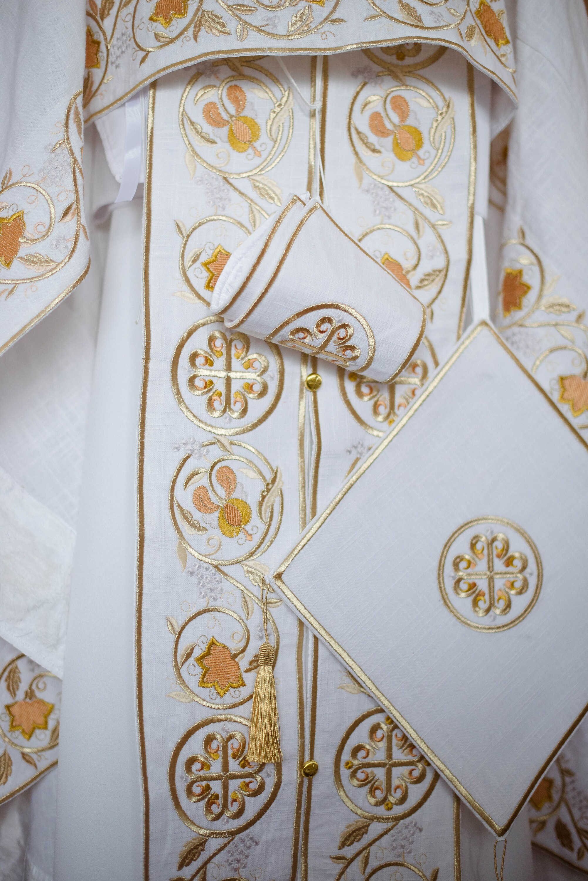 Fully Embroidered Orthodox Priest Vestments Set, Simple Linen - Etsy