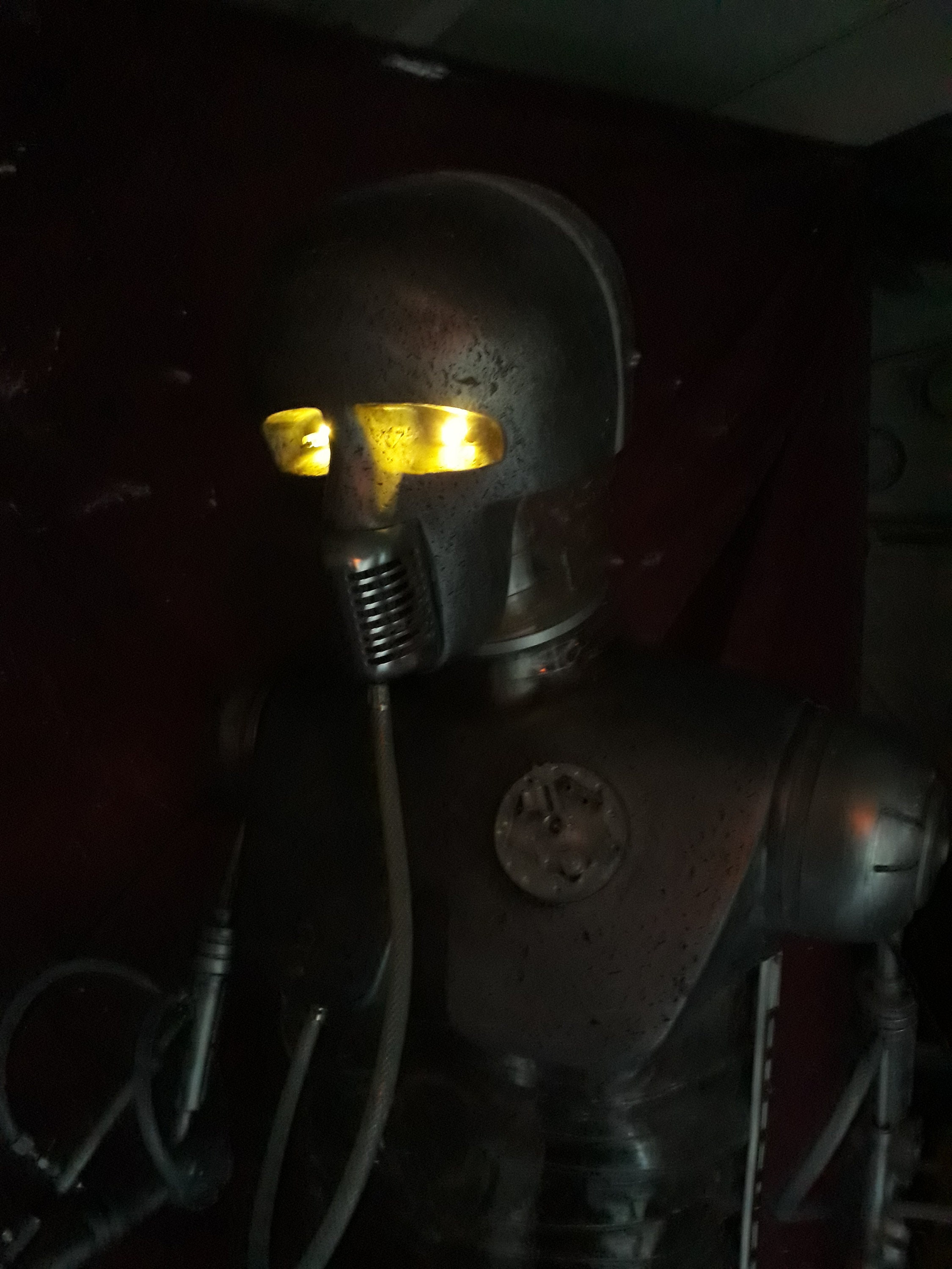 2-1b MEDICAL DROID 1:1 HEAD - Etsy
