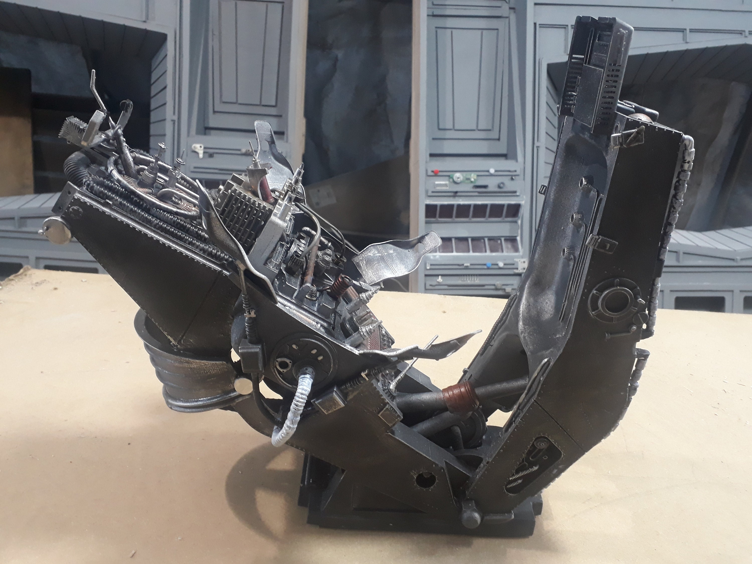 TORTURE CHAMBER ESB 1/6 Scale - Etsy