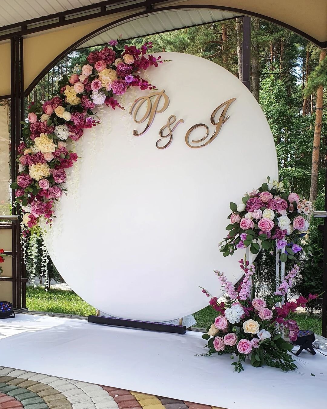 Background Glossy Round Wedding Backdrop Tall White Backdrop - Etsy