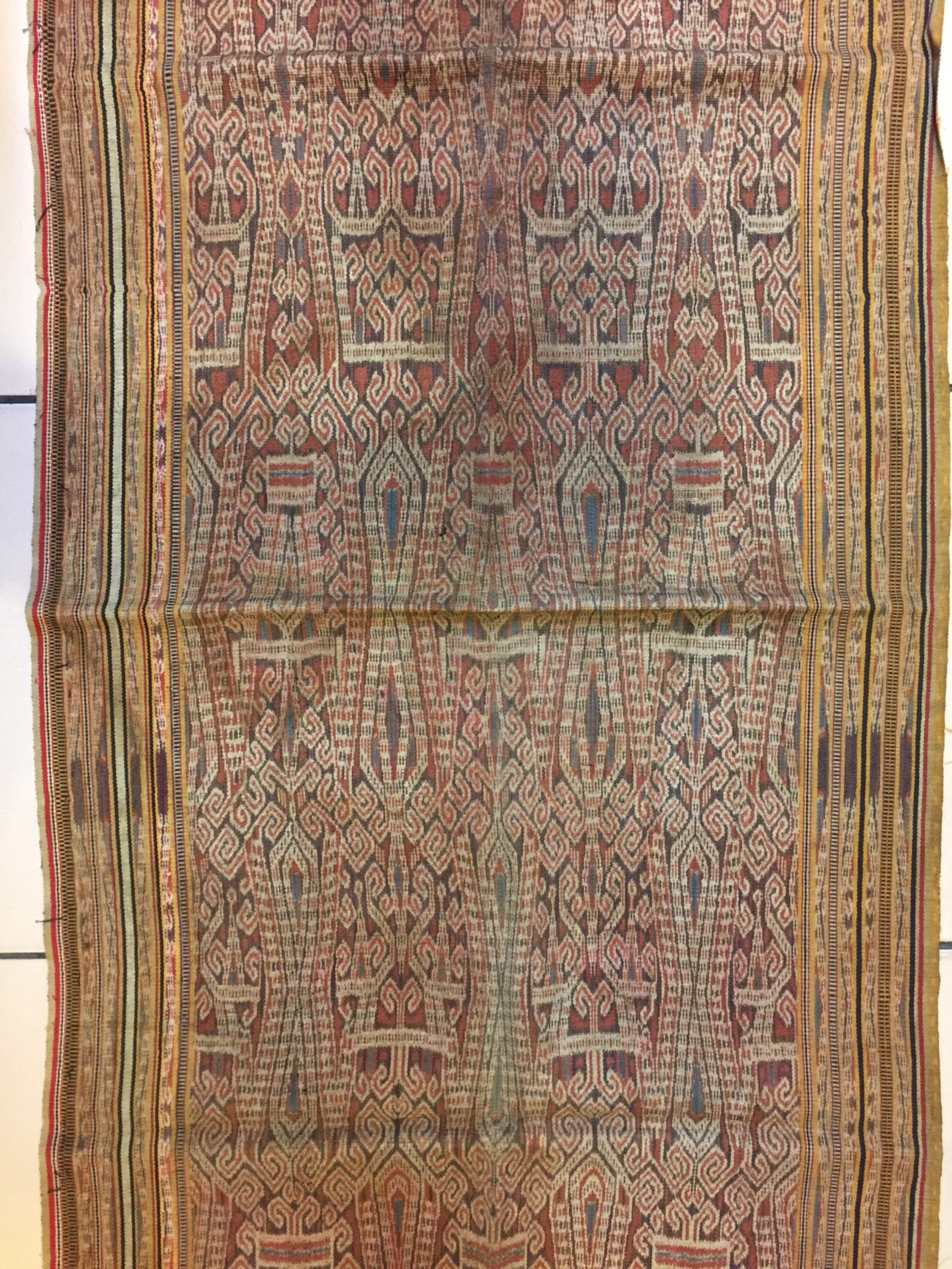 B06 Traditional Iban OLD Bidang Kebat Ikat Rajah River - Etsy