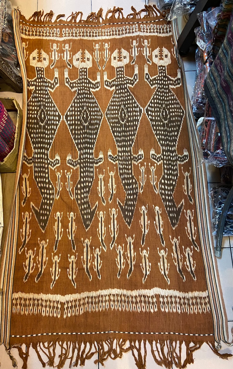 P004 Awesome Dayak Iban Charm Ritual Old Pua Kumbu Ikat Sarawak Borneo ...