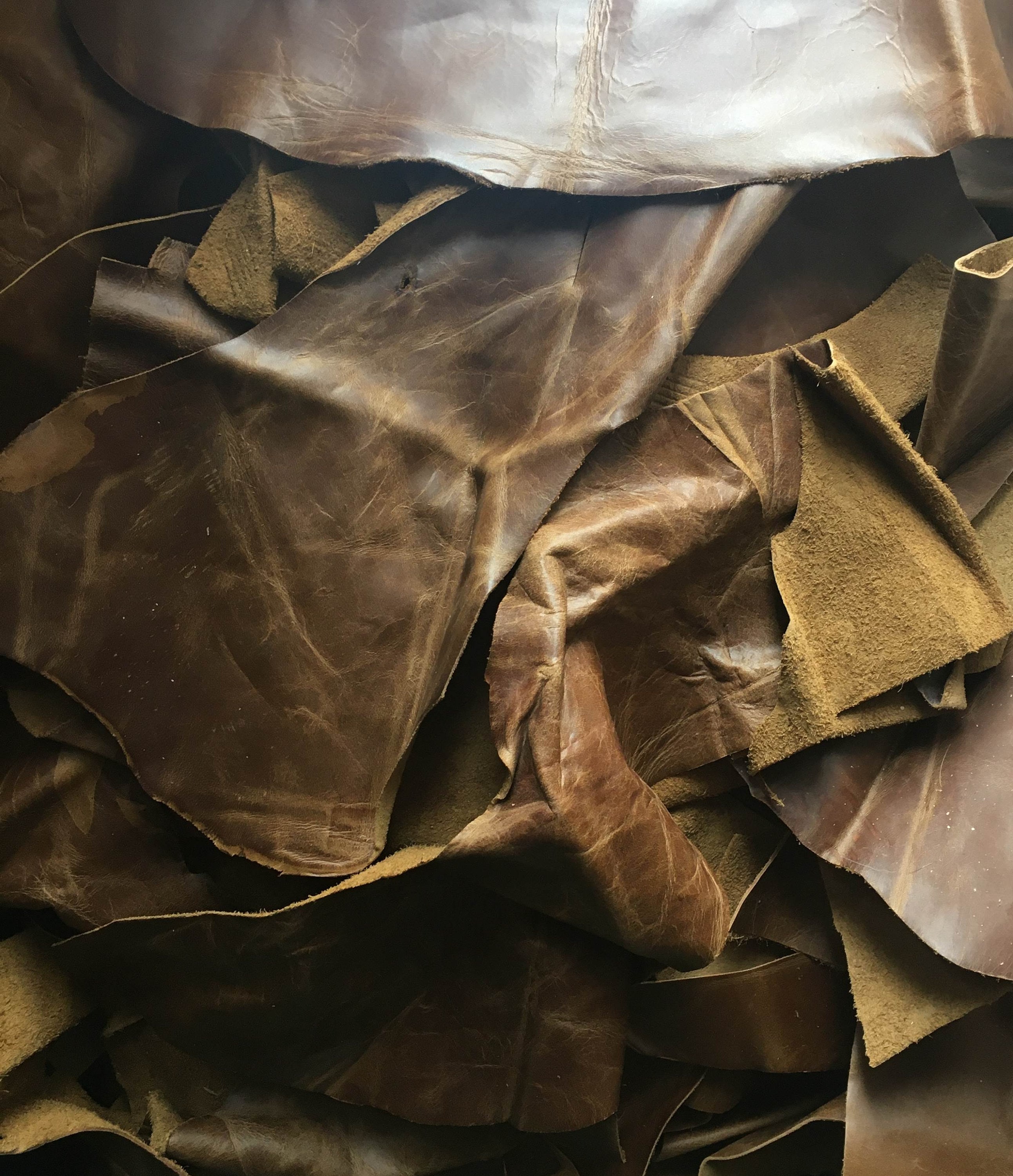 Genuine Leather Hide UK Scraps Remnants Offcuts Cuttings for Art and ...