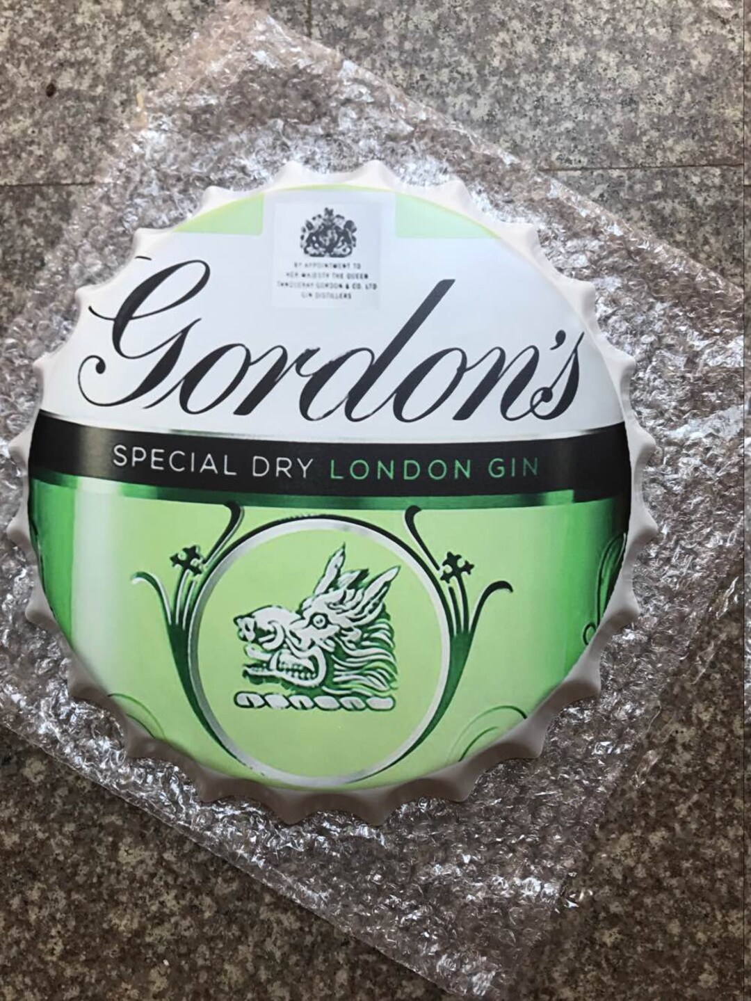 Wall Art/sign Gordons Retro/vintage Tin Metal 35cm Bottle Top Bar Pub ...