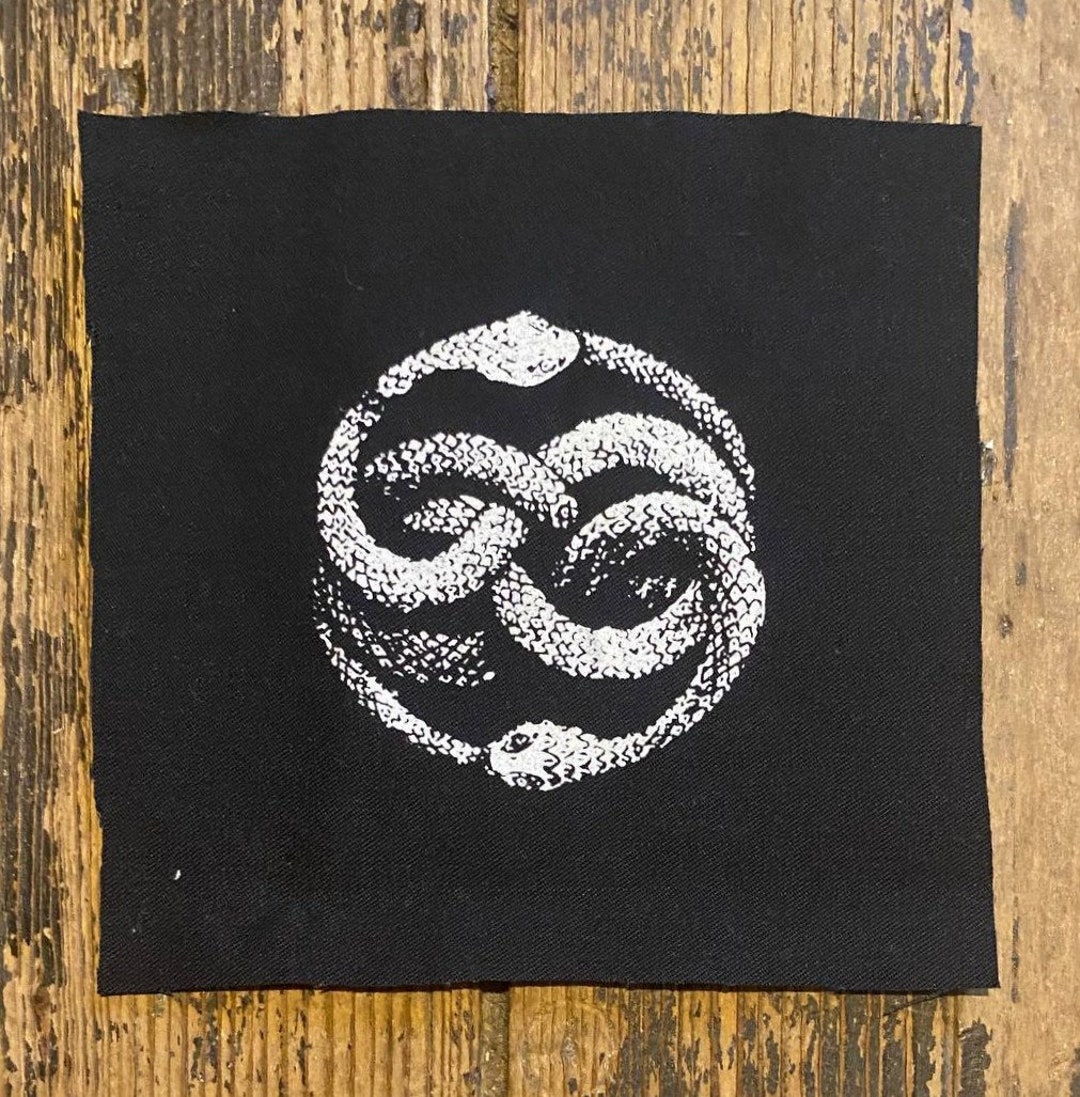 Auryn Neverending Story Serpent Snake Fight the Nothing Bastian Atreyu ...