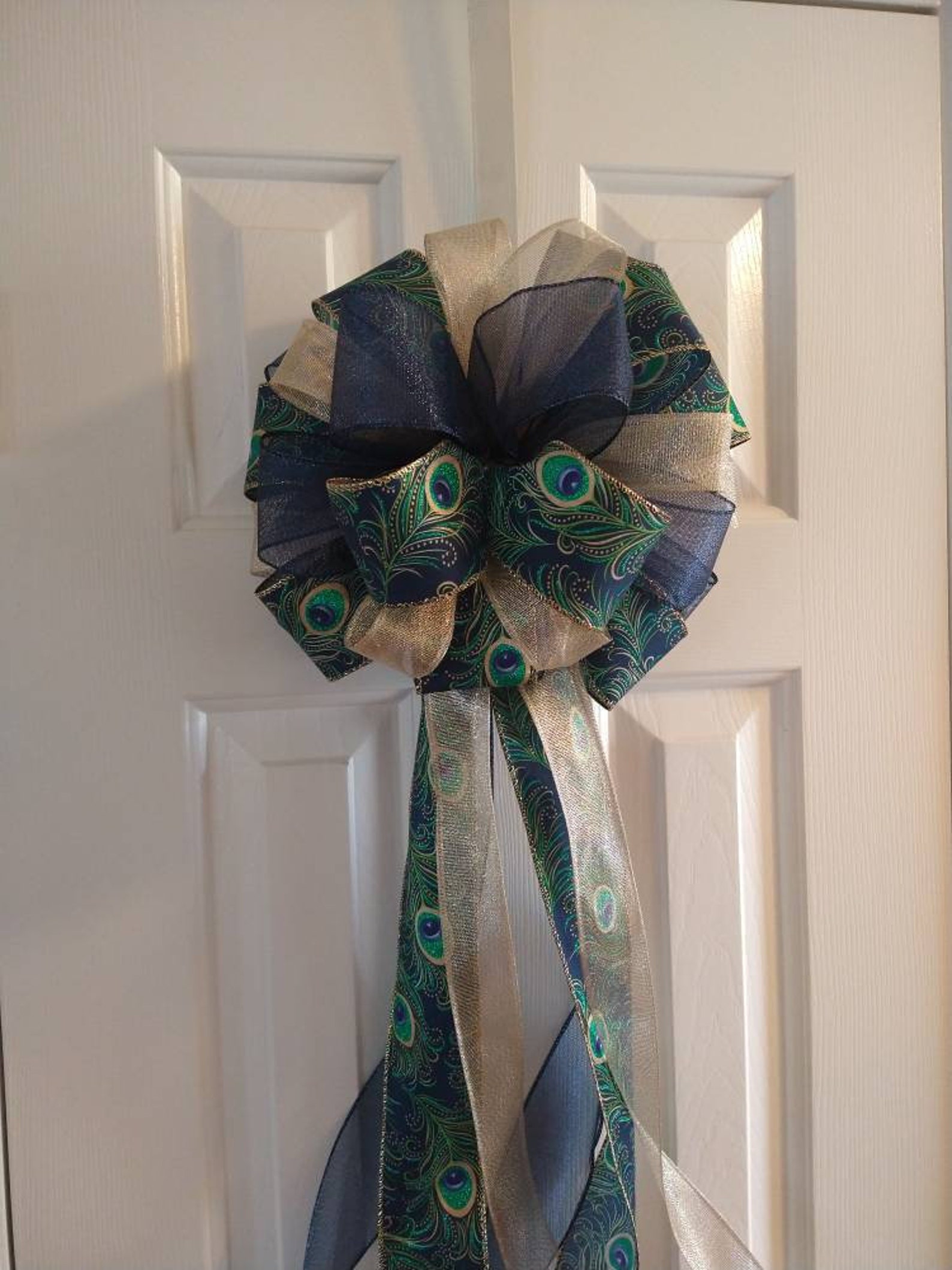 Peacock Tree Topper, Six 48 Inch Streamers, Extra Large Peacock Bow ...