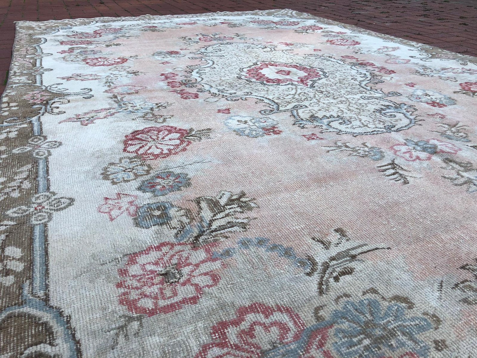 Oversize Floral Design Cream Color Carpet Trendy Home Decor - Etsy