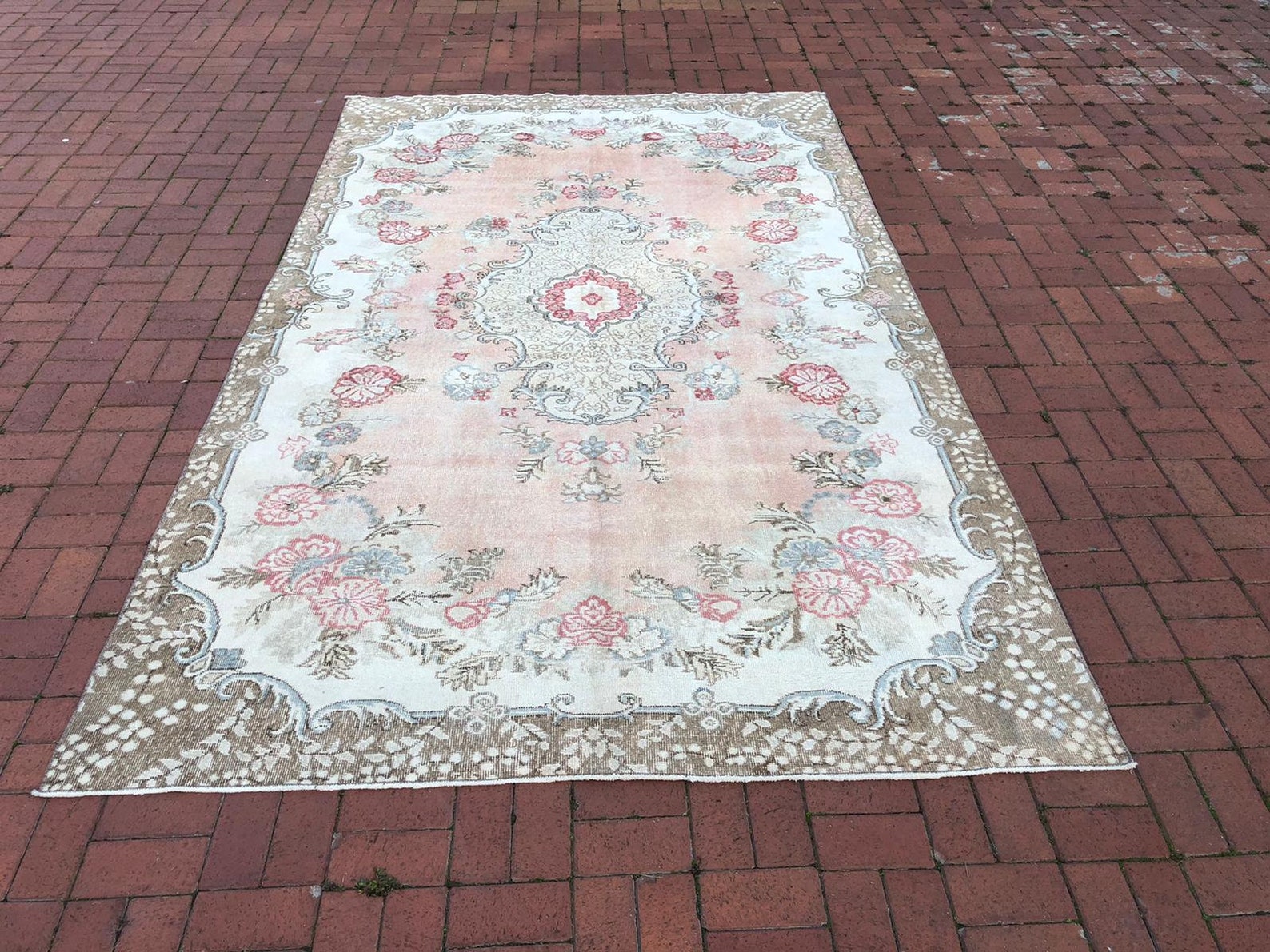 Oversize Floral Design Cream Color Carpet Trendy Home Decor - Etsy