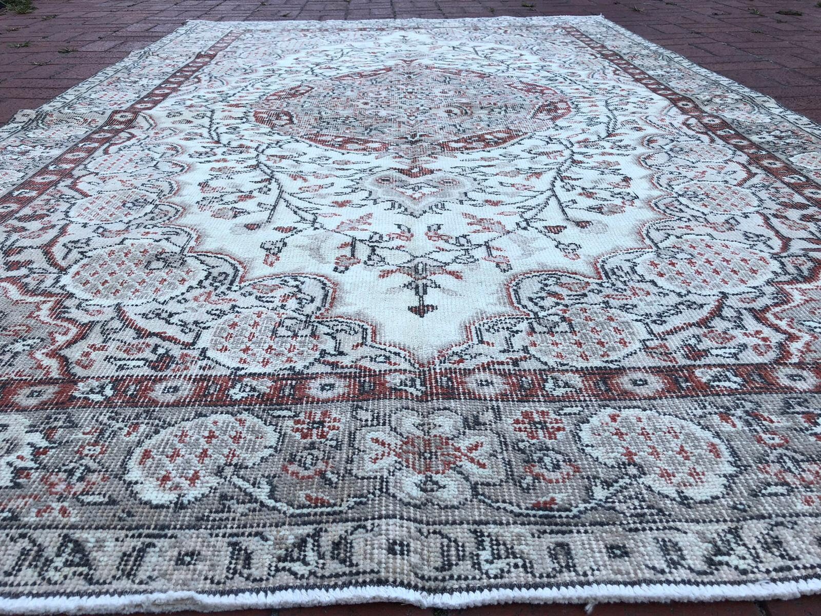 Cream Color Vintage Carpet Rug, 5.5x8.8 Feet, 170x270 Cm, Turkish ...