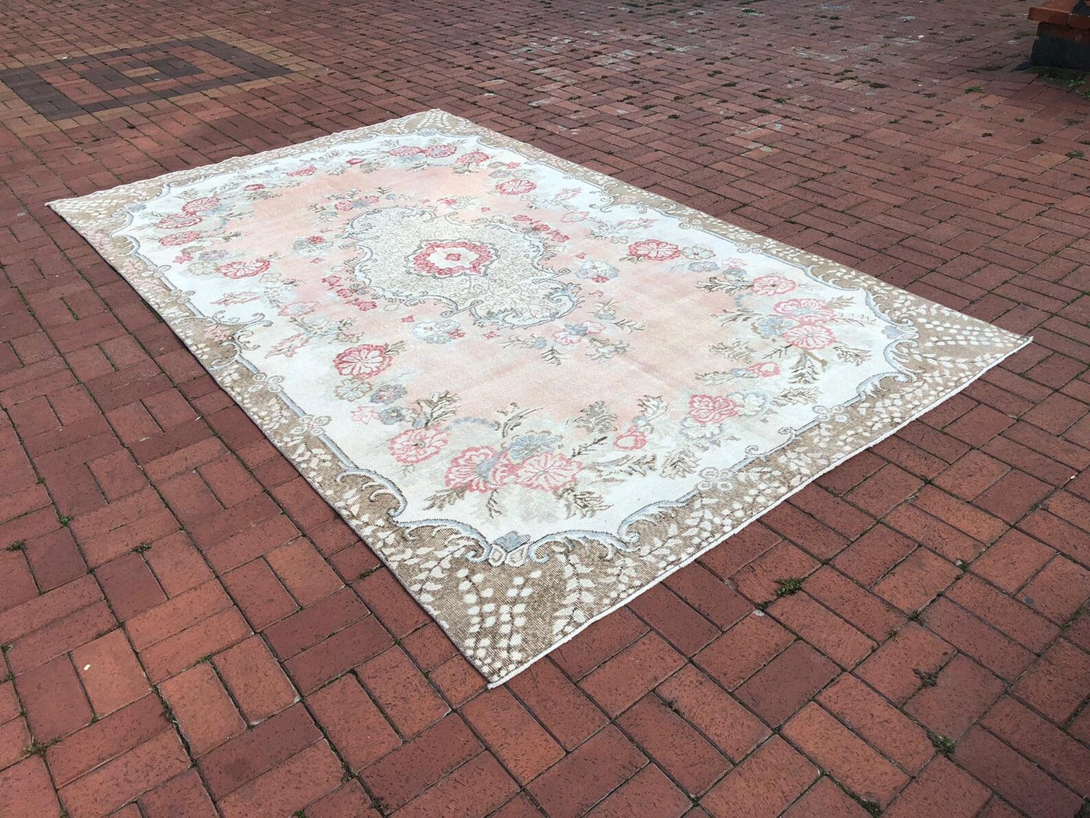 Oversize Floral Design Cream Color Carpet Trendy Home Decor - Etsy