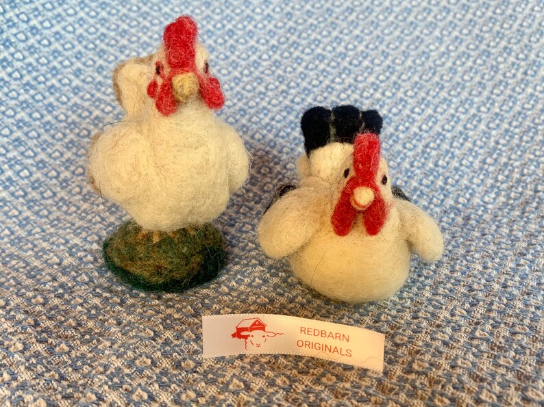 Hen and Rooster Needle Felting Kit: Wool Craft DIY, Needles Included - Etsy
