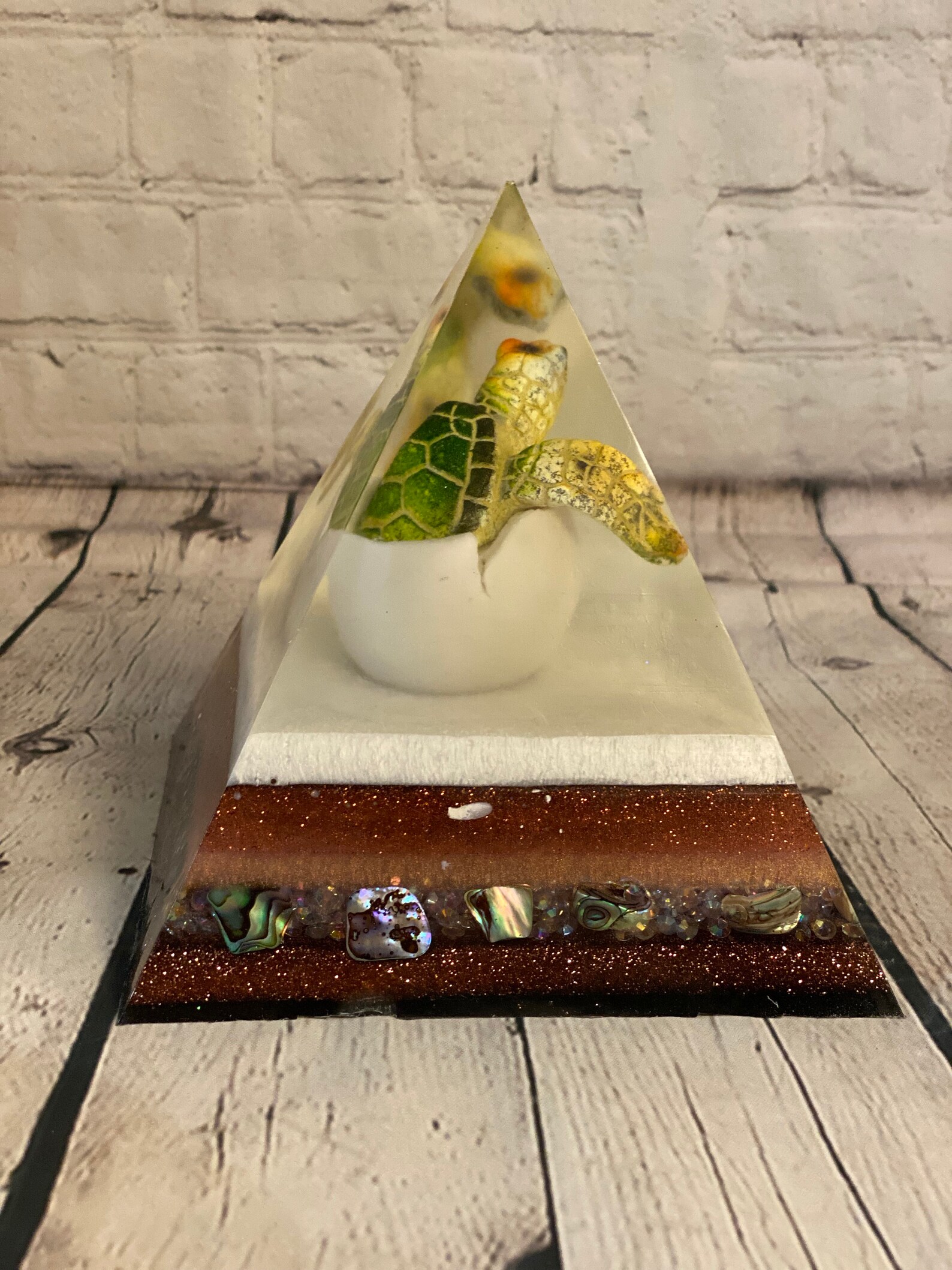 HANDMADE RESIN PYRAMID With Turtle - Etsy