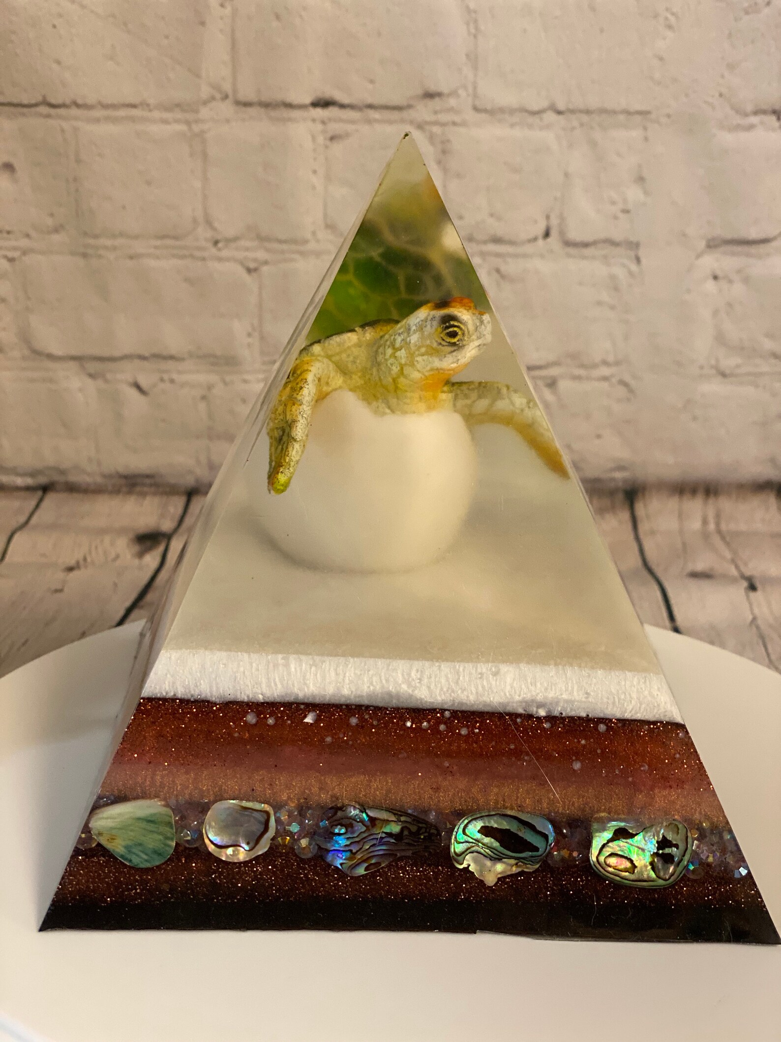 HANDMADE RESIN PYRAMID With Turtle - Etsy