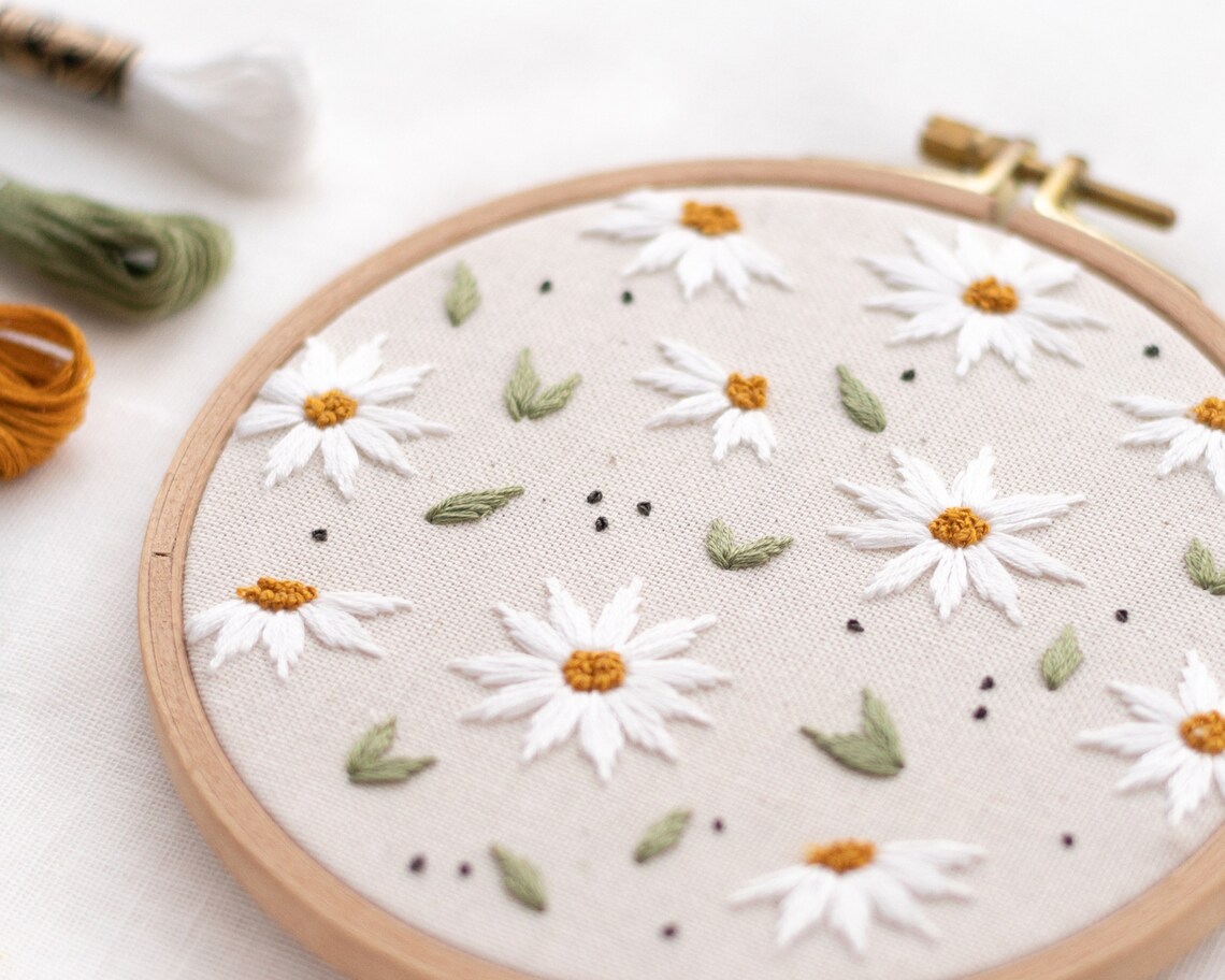 Daisy Hand Embroidery Pattern Flower Design With - Etsy Daisy Hand Embroidery Pattern Flower Design With - Etsy