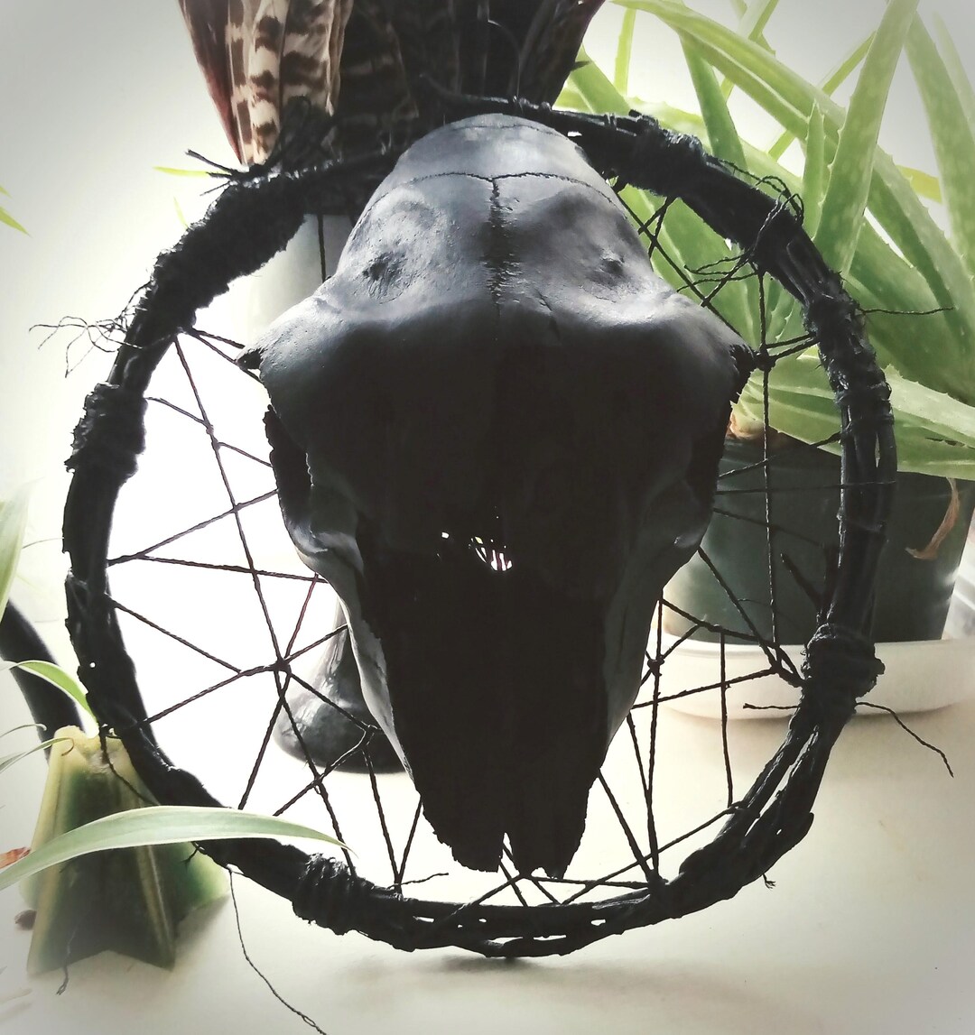 Black Lamb Skull Wreath Gothic Wall Door Hanging Decor, Halloween ...