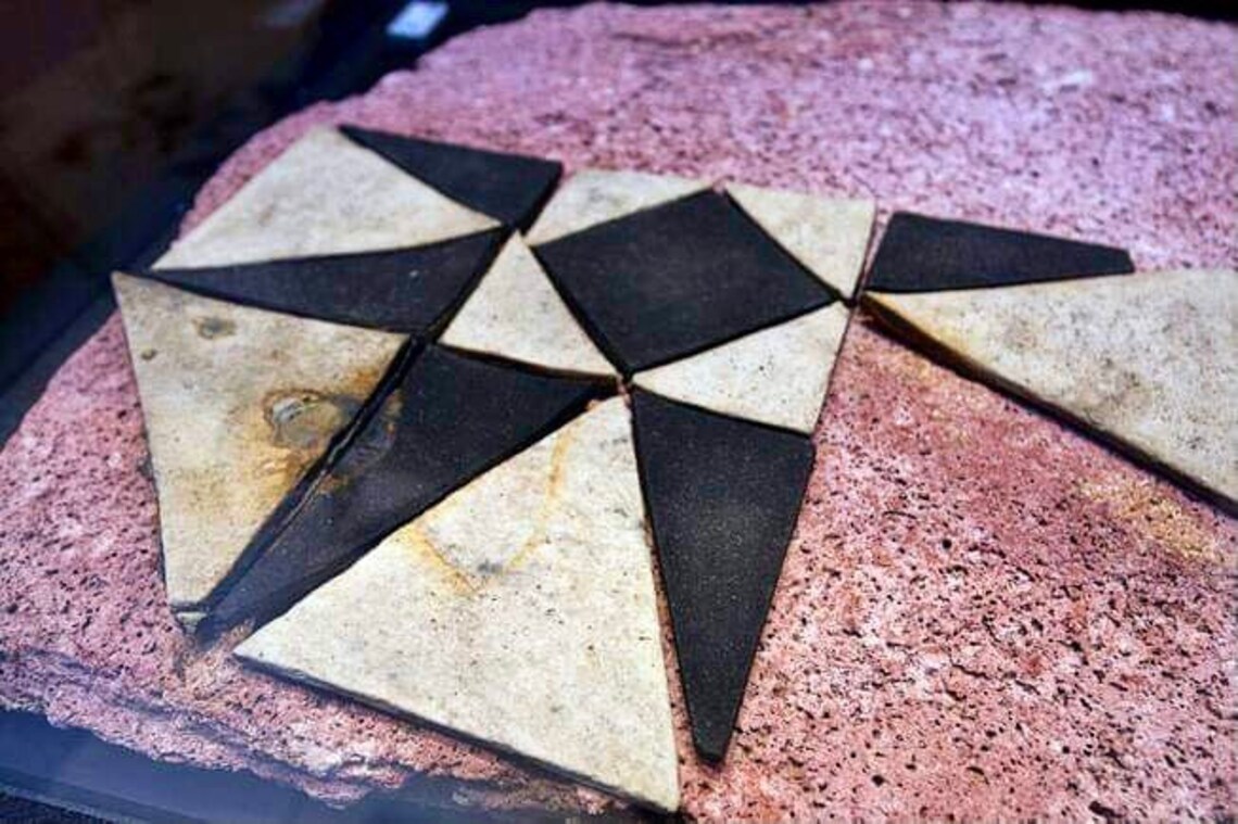 RMS Titanic Grand Staircase Floor Tile Artifact Replica - Etsy UK