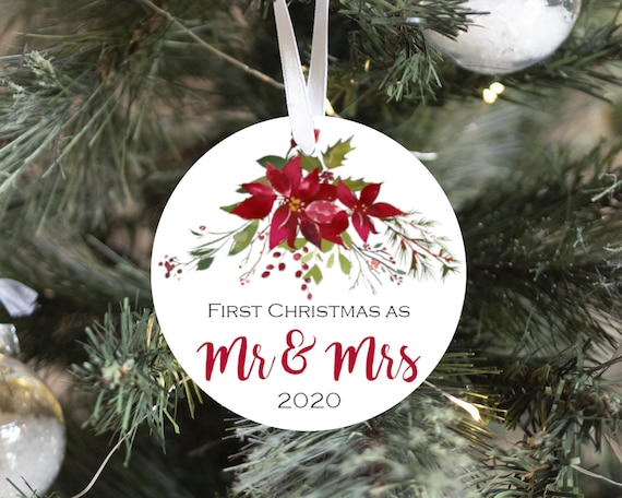 Christmas ornament set wedding gift store