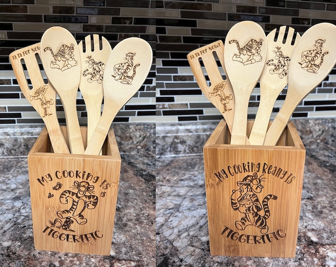 Terrified Tigger-ific Tree Topper - Etsy