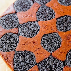 Oreo and Cream Upside Down Cake - Etsy